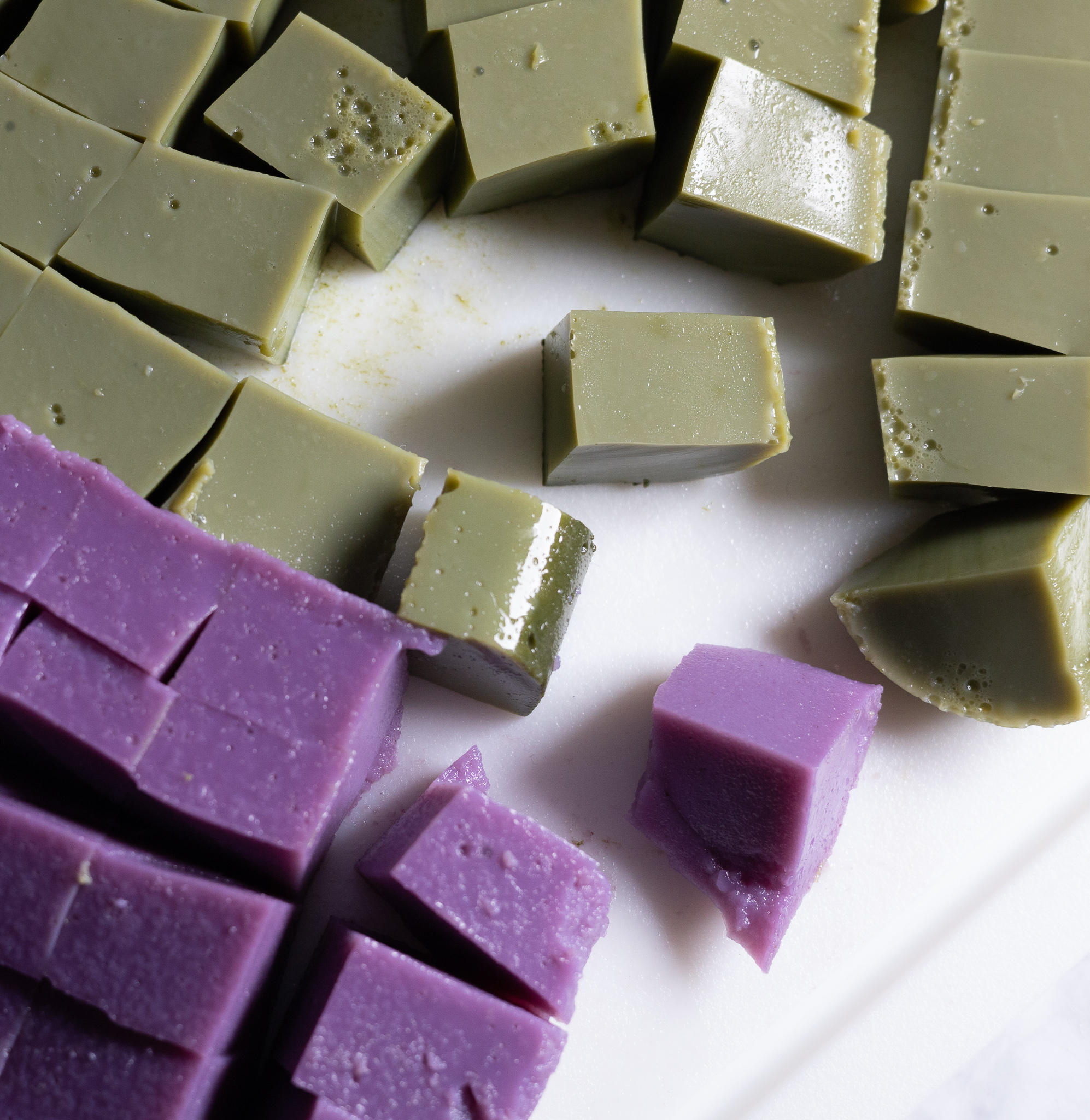 Taro & Matcha Gelatina Mosaico - The Pie that Binds